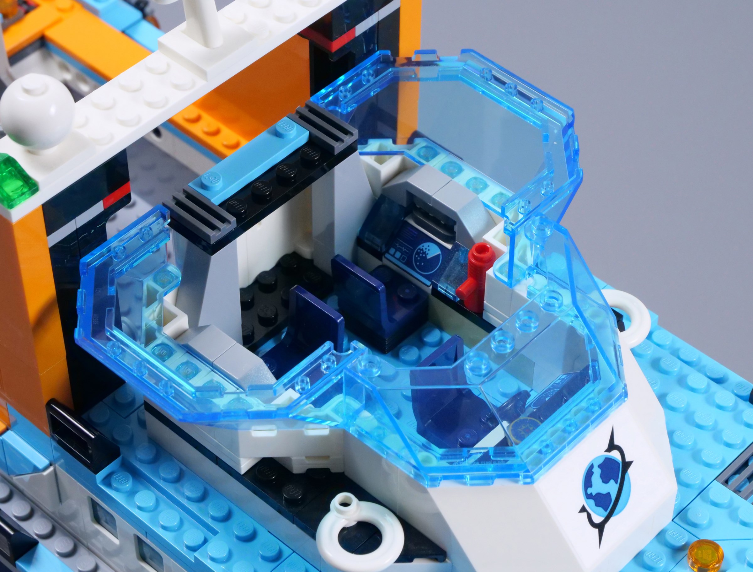 LEGO City 60368 Arctic Explorer Ship review | Brickset